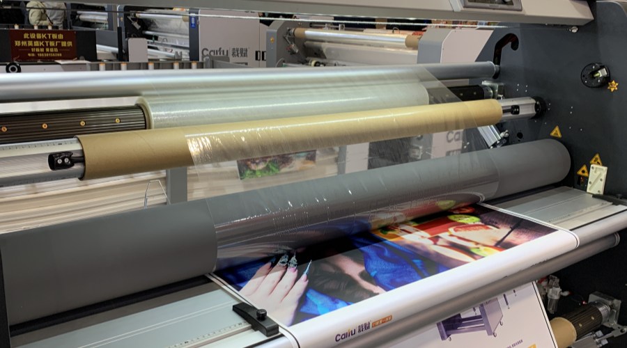 Difference Between Hot and Cold Laminating Film-Which is better?