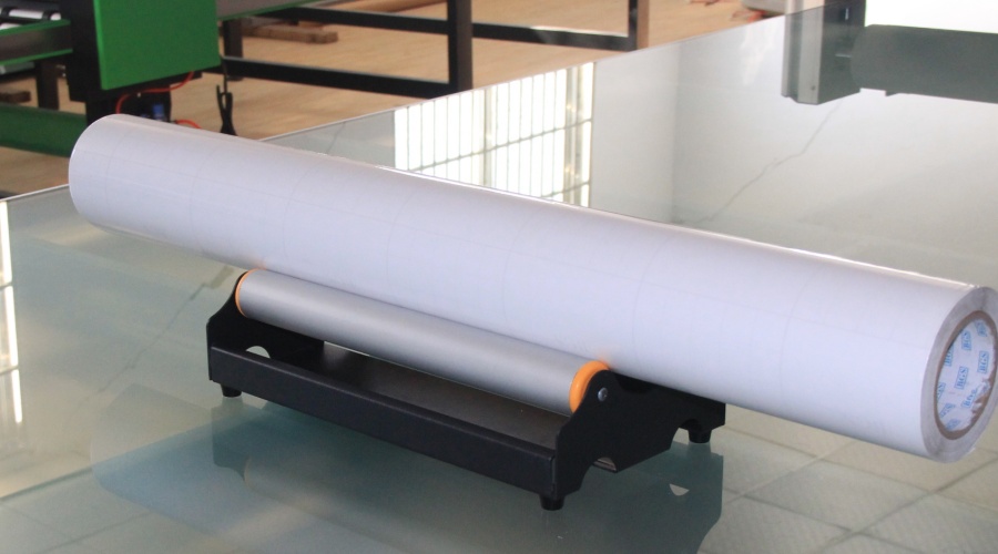 Difference Between Hot and Cold Laminating Film-Which is better?